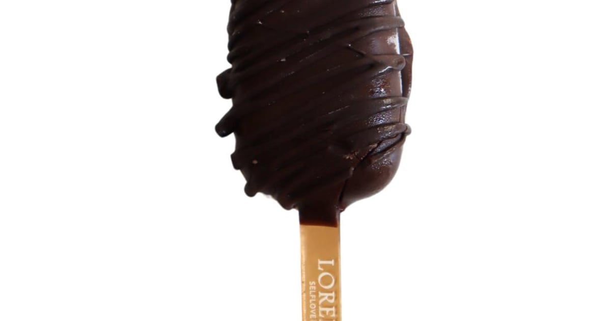 Loreluna Inghetata vegana (de post) pe bat cu vanilie si caramel