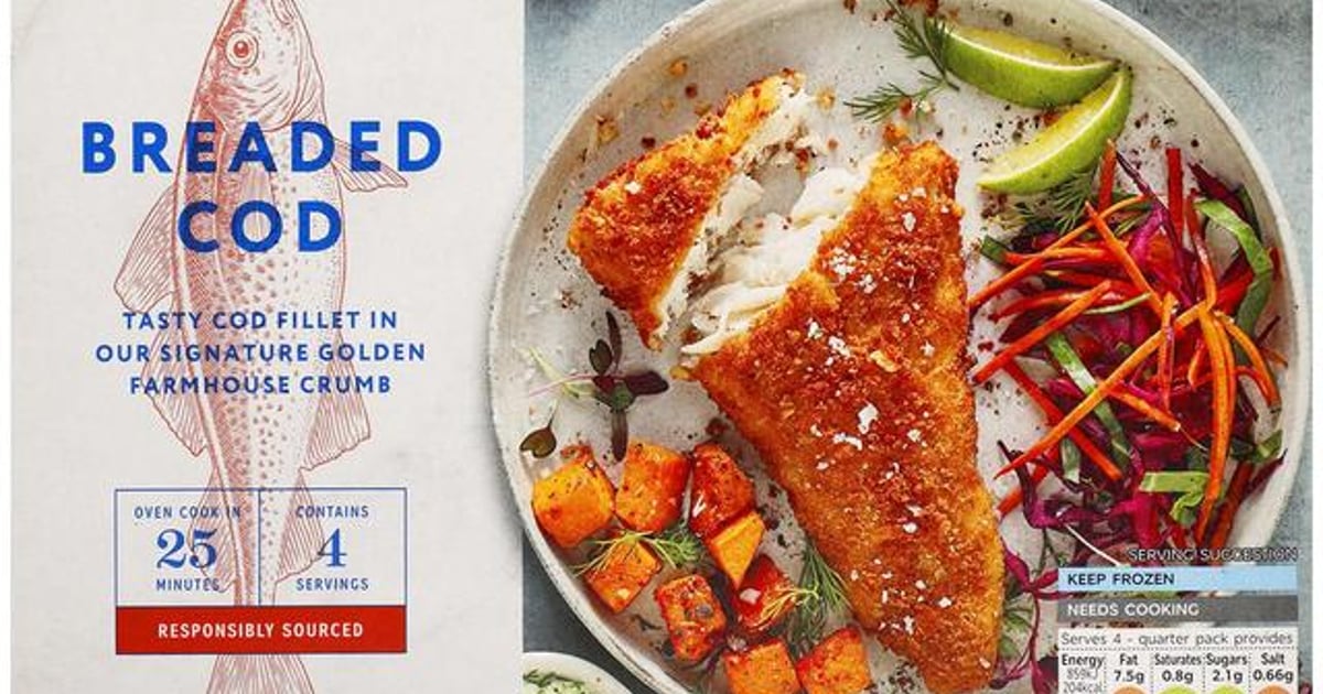 Marks & Spencer Fileuri de cod pane 4 x 150g